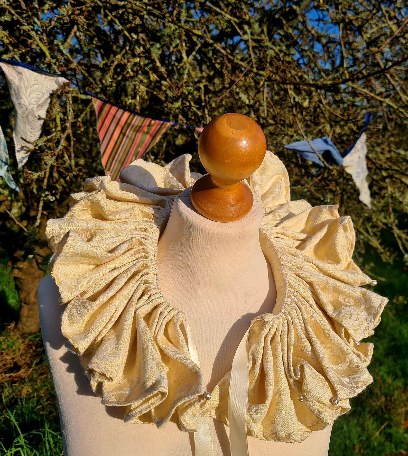 Elizabethan Clown Circus Neck Ruff Collar - Etsy