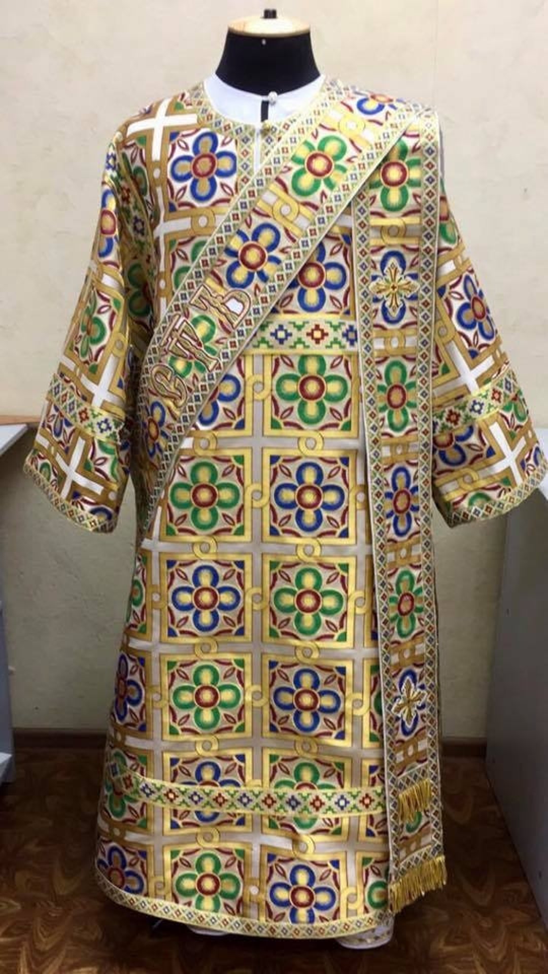 Deacons Vestment. Deacon Set Vestment. Metallic Brocade. Custom ...