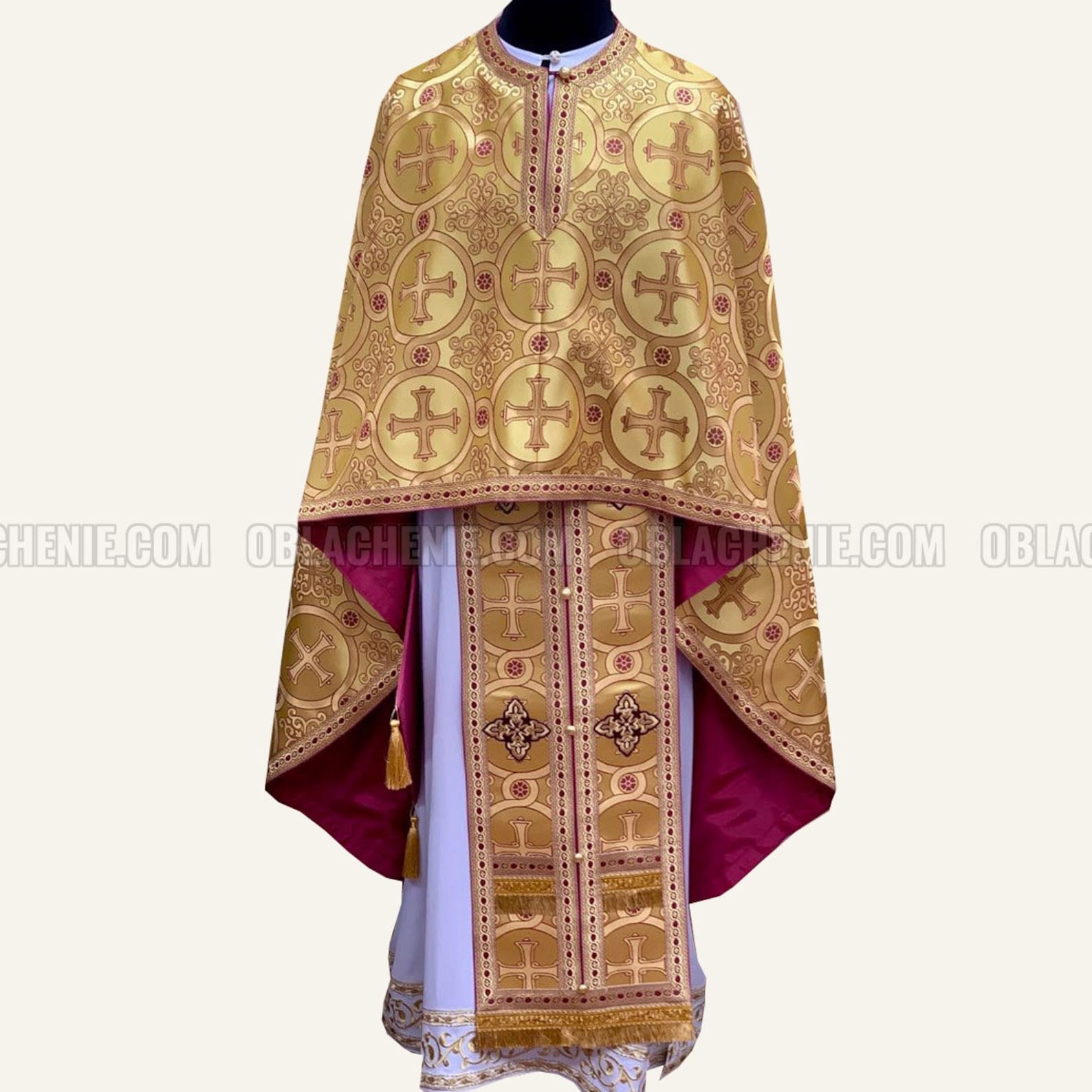 Gold Lightweight Orthodox Priest Vestments. Orthodox Church Priest ...