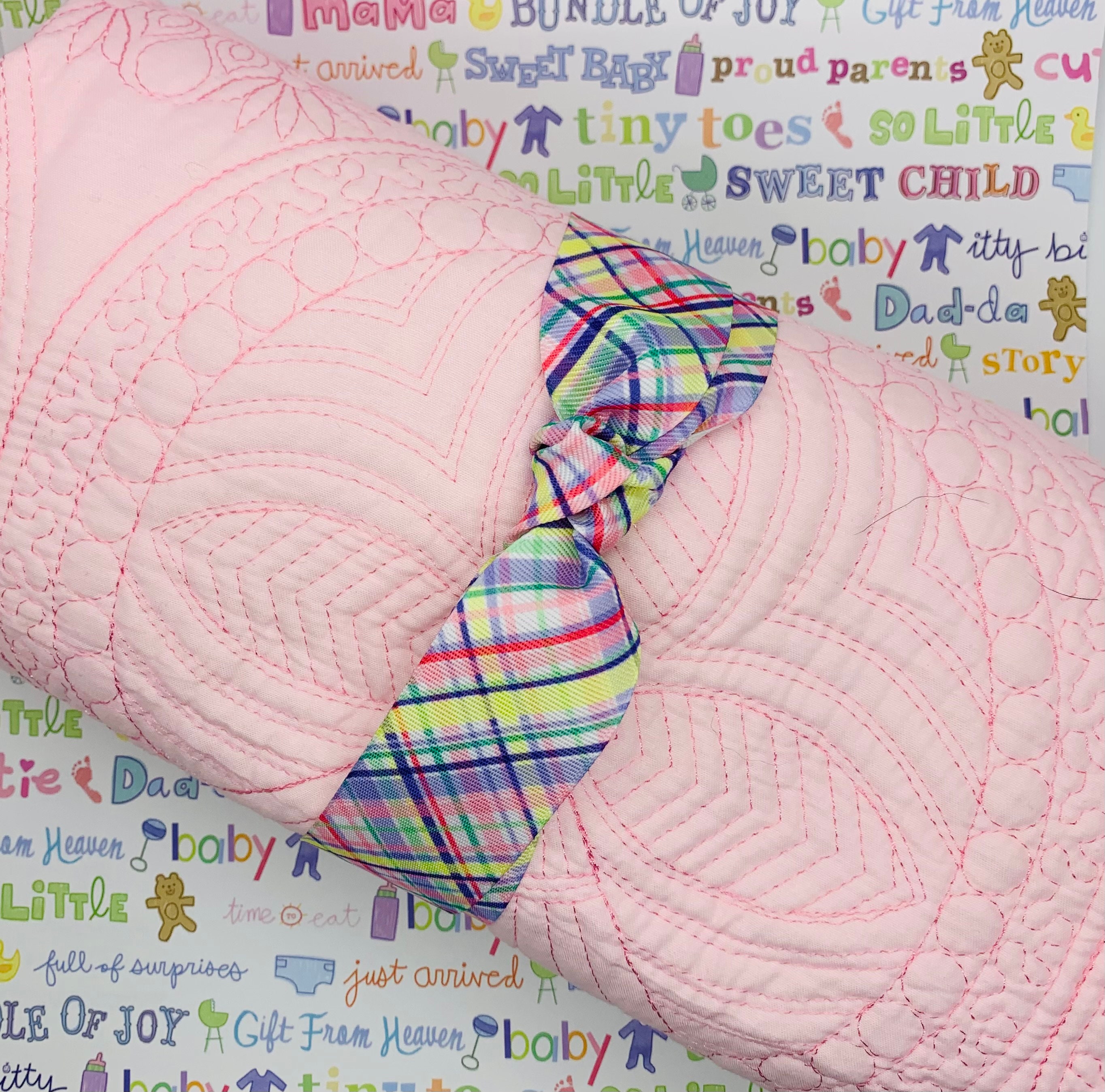 Heirloom Baby Quilt With Large Single Initial and Name - Etsy