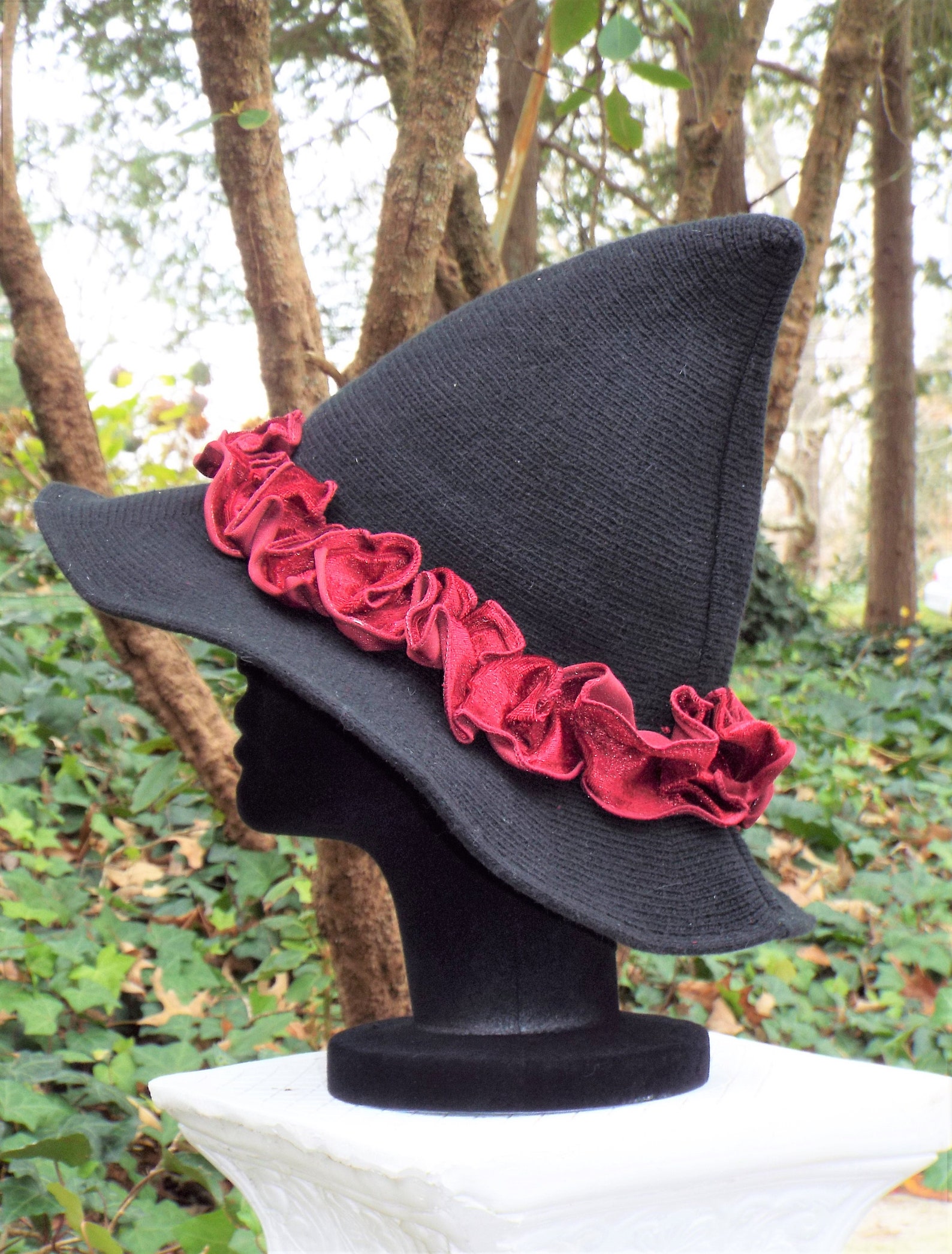 The meadow Yule Witch Yule Hat/yule Decor - Etsy