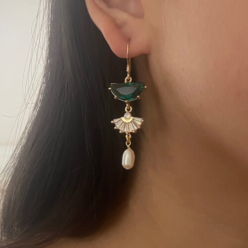 Emerald Green Pearl Dangle Earrings - Etsy