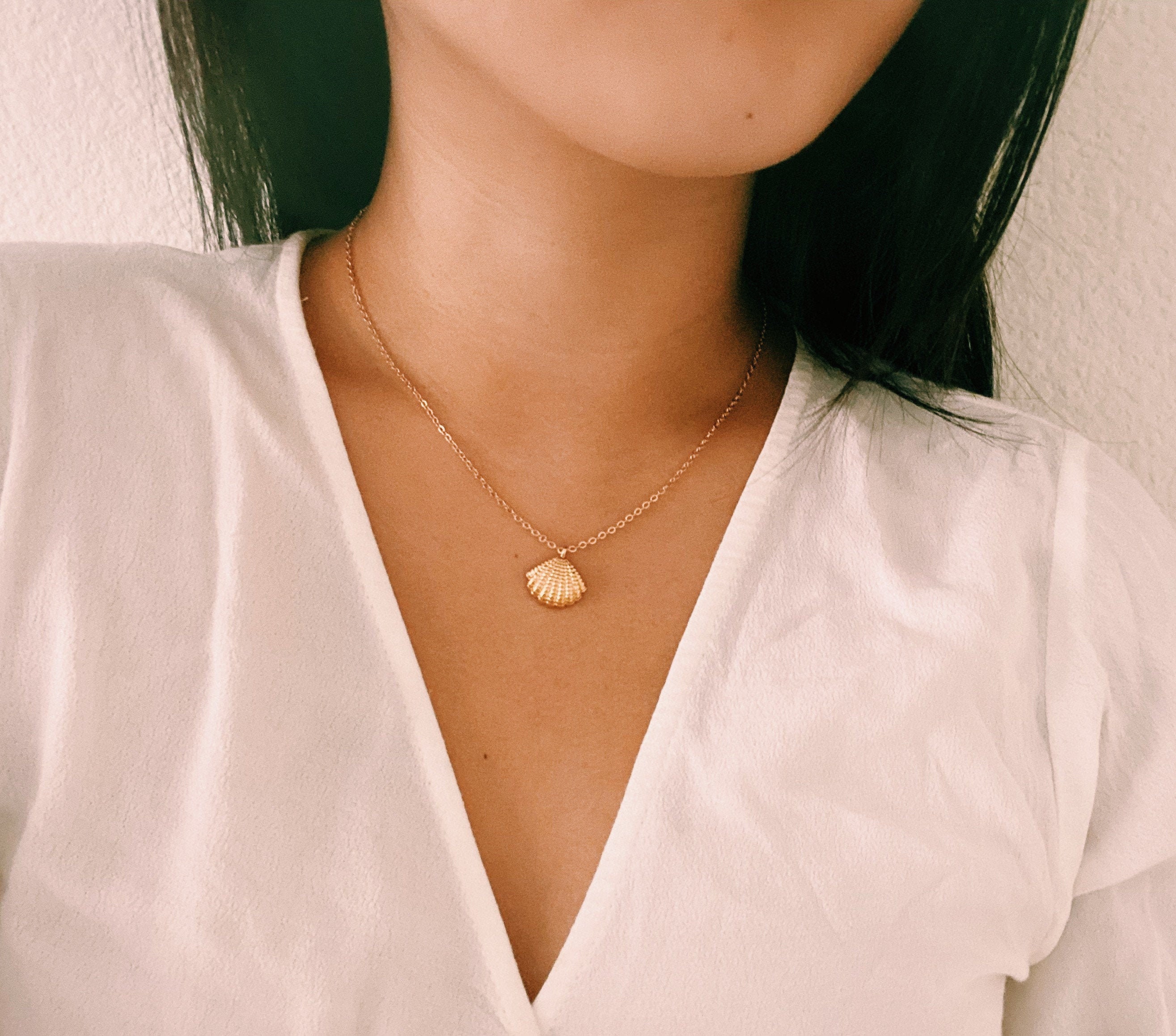 14k Gold Seashell Necklace 14k Gold Filled Necklace Layering - Etsy
