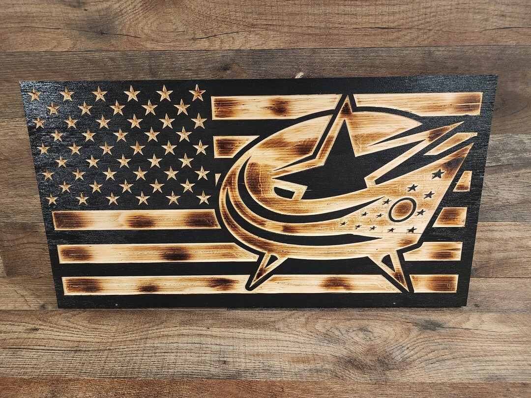 Handcrafted NHL Columbus Blue Jackets Wooden Flag: Rustic Hockey Decor ...