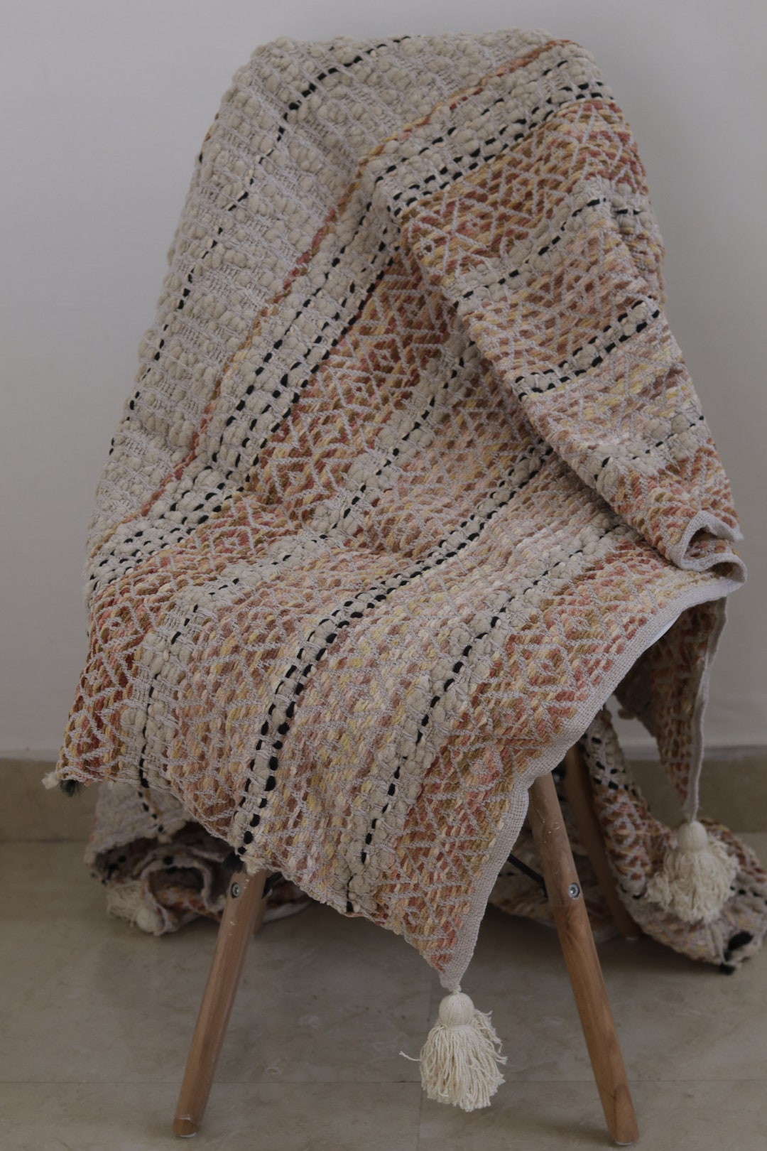 Multi Color Throw Aesthetic Chunky Loops in Solid Color Throw Blanket ...