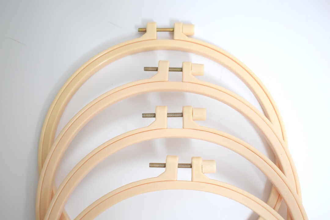 10pc 8" Plastic Embroidery Hoop, Set of 10, 8" Cross Stitch Hoop, 8 ...