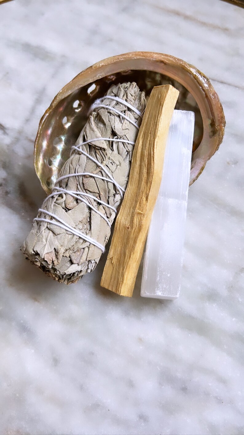 Smudging Kit Abalone Shell, Palo Santo, Selenite, White Sage - Etsy