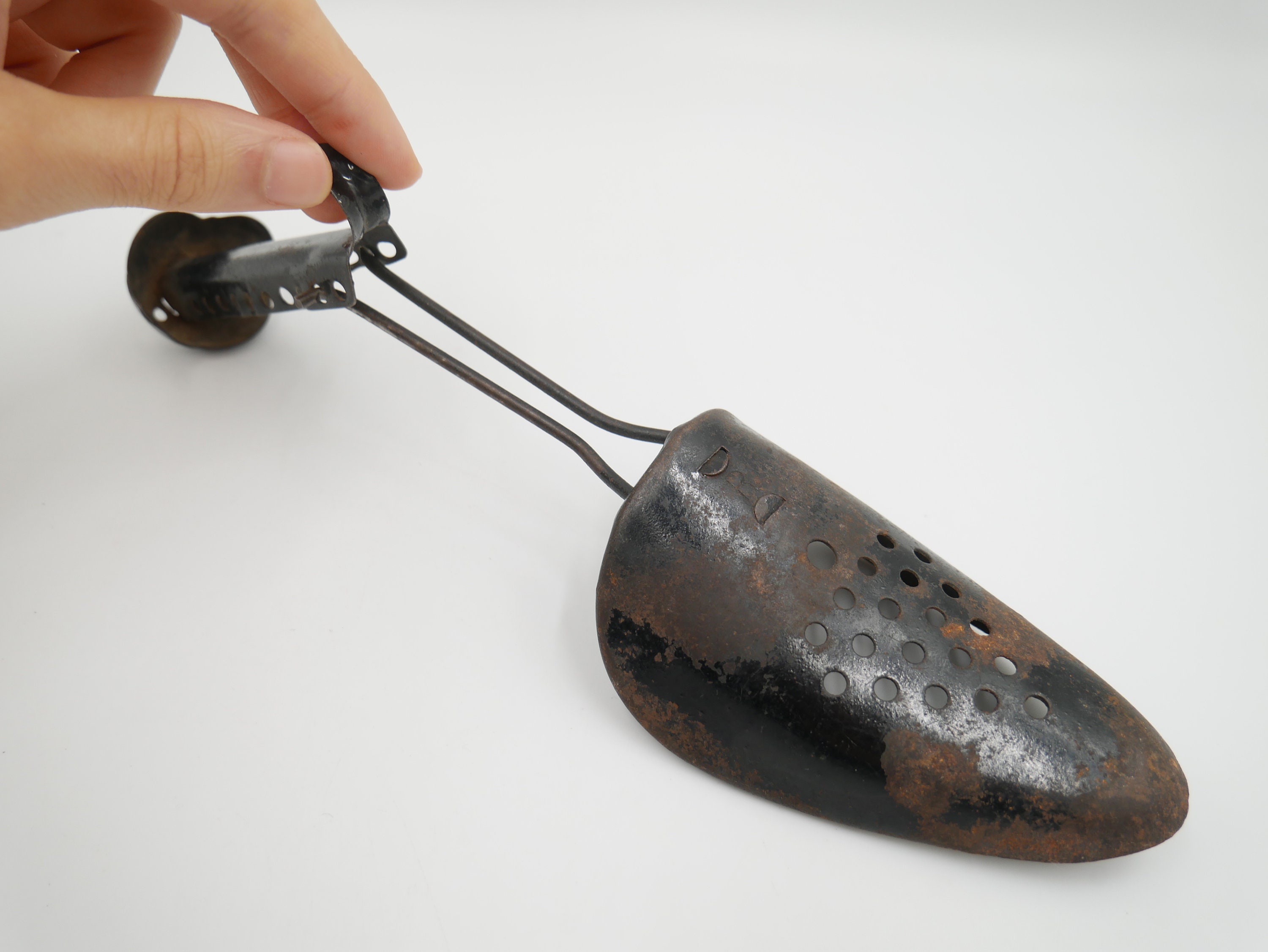 Vintage Rusty Black Metal Shoe Forms Adjustable - Etsy