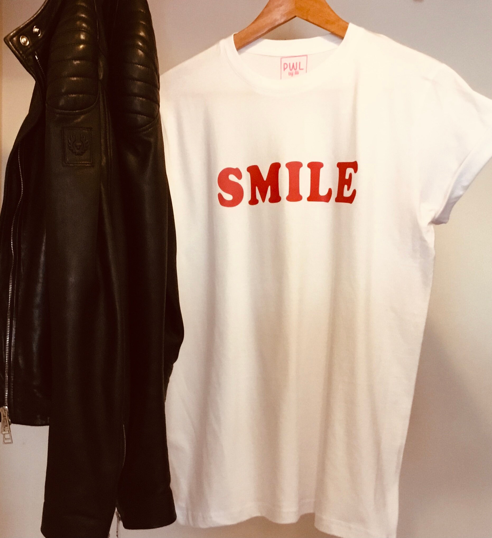 White Smile T-shirt - Etsy