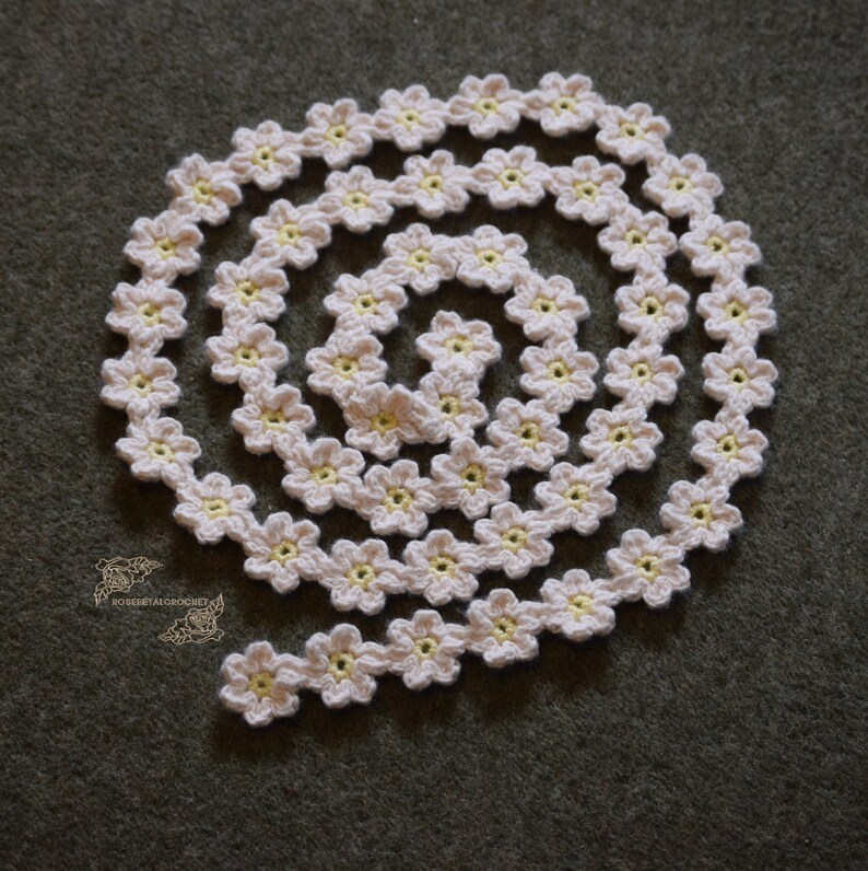 Daisy Chains Garland / Trimming / Decoration Long Length - Etsy
