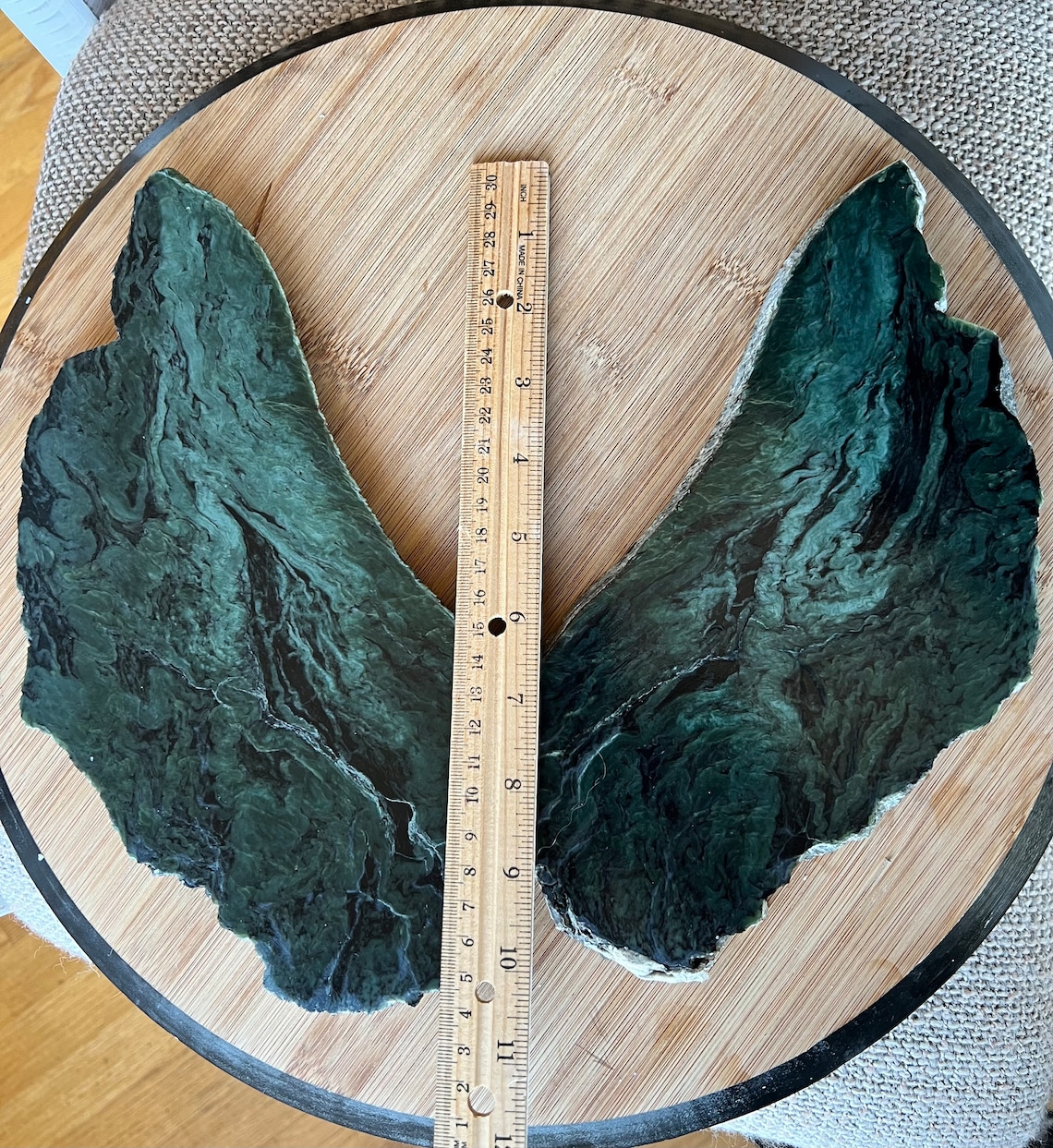 Natural Nephrite Jade Stone Wings, Tremolite Nephrite, Vein Jade ...