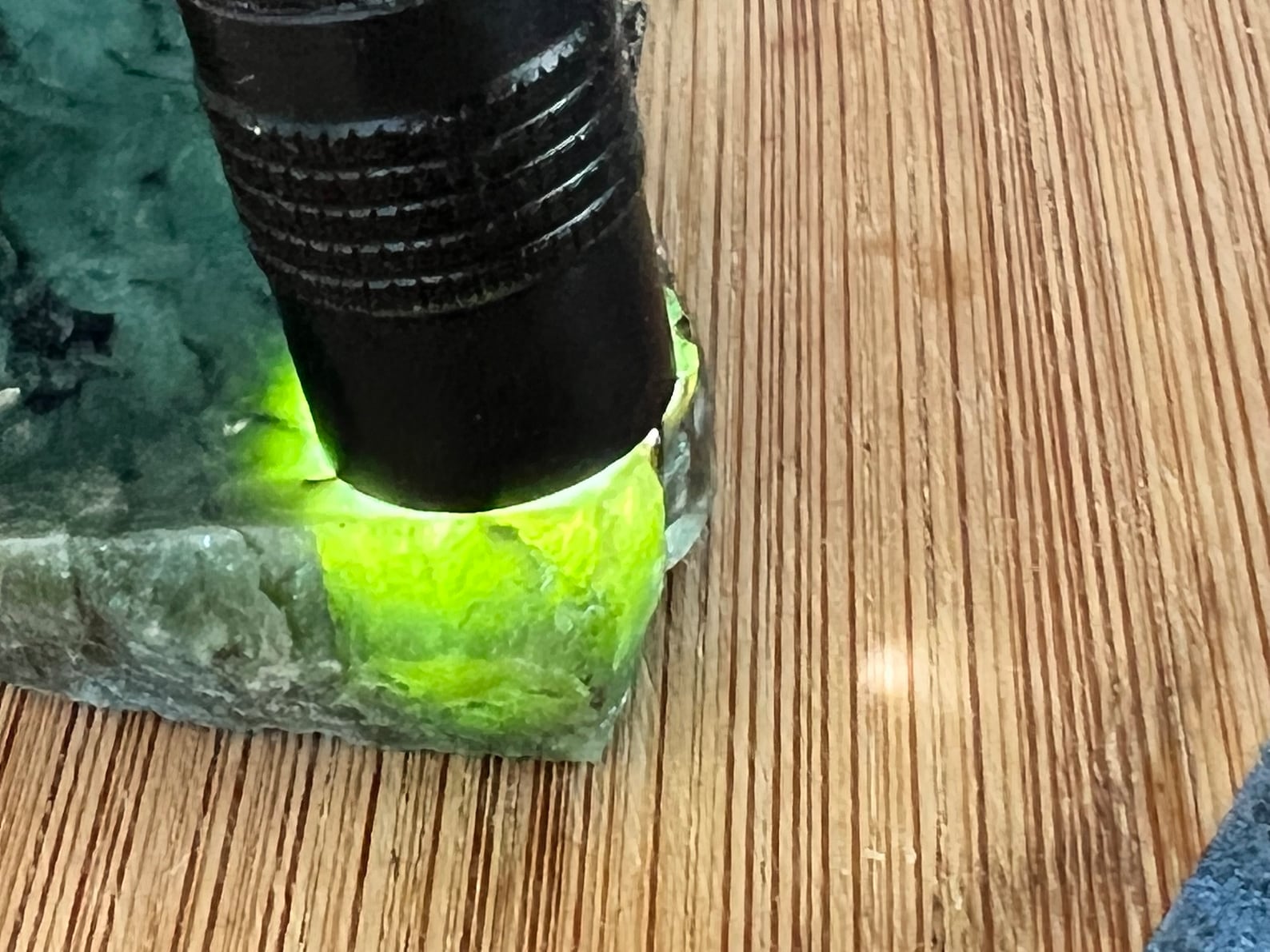 Natural Nephrite Jade Stone Wings, Tremolite Nephrite, Vein Jade ...