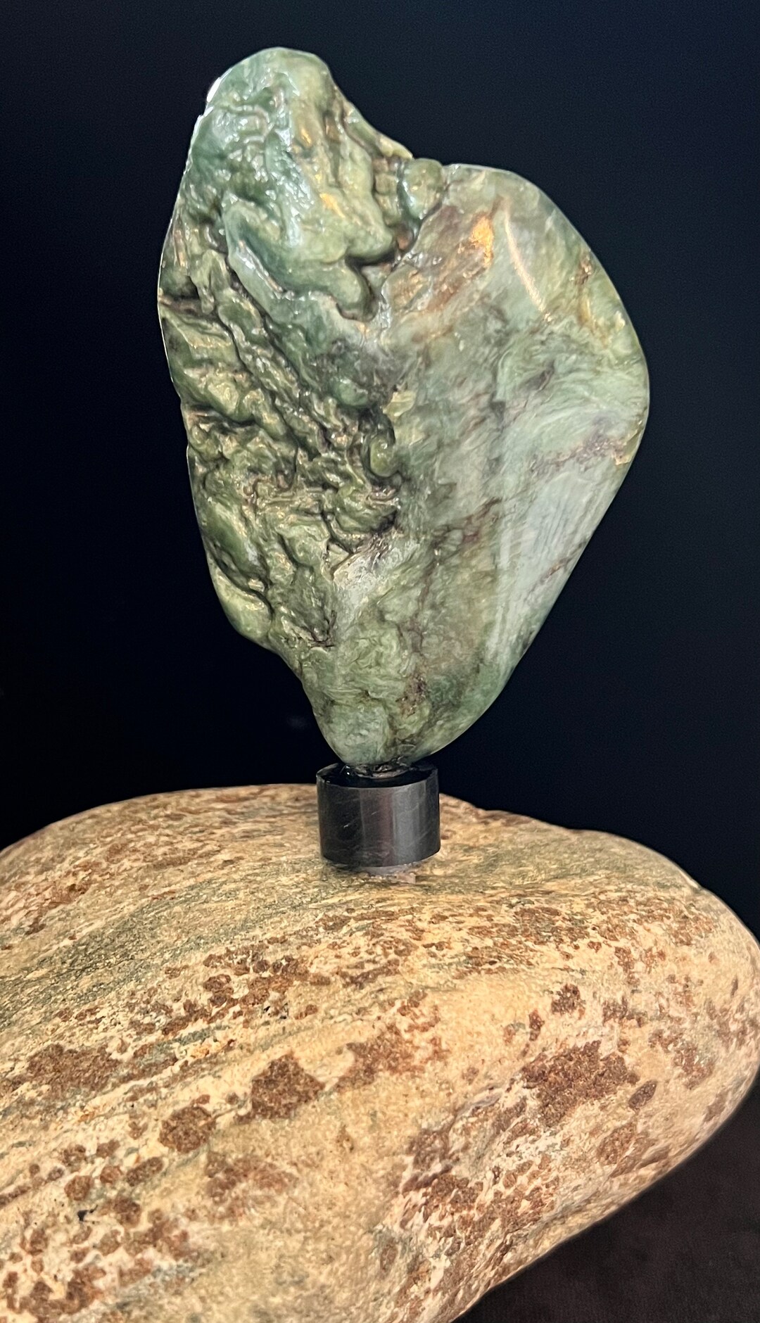 Crazy Vein California Nephrite Jade Sculpture: Hand-carved Vein Display ...
