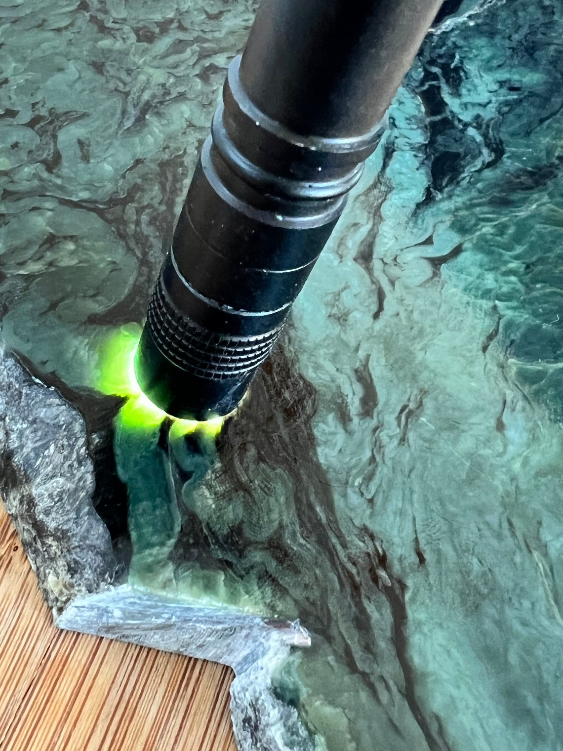 Natural Nephrite Jade Stone Wings, Tremolite Nephrite, Vein Jade ...