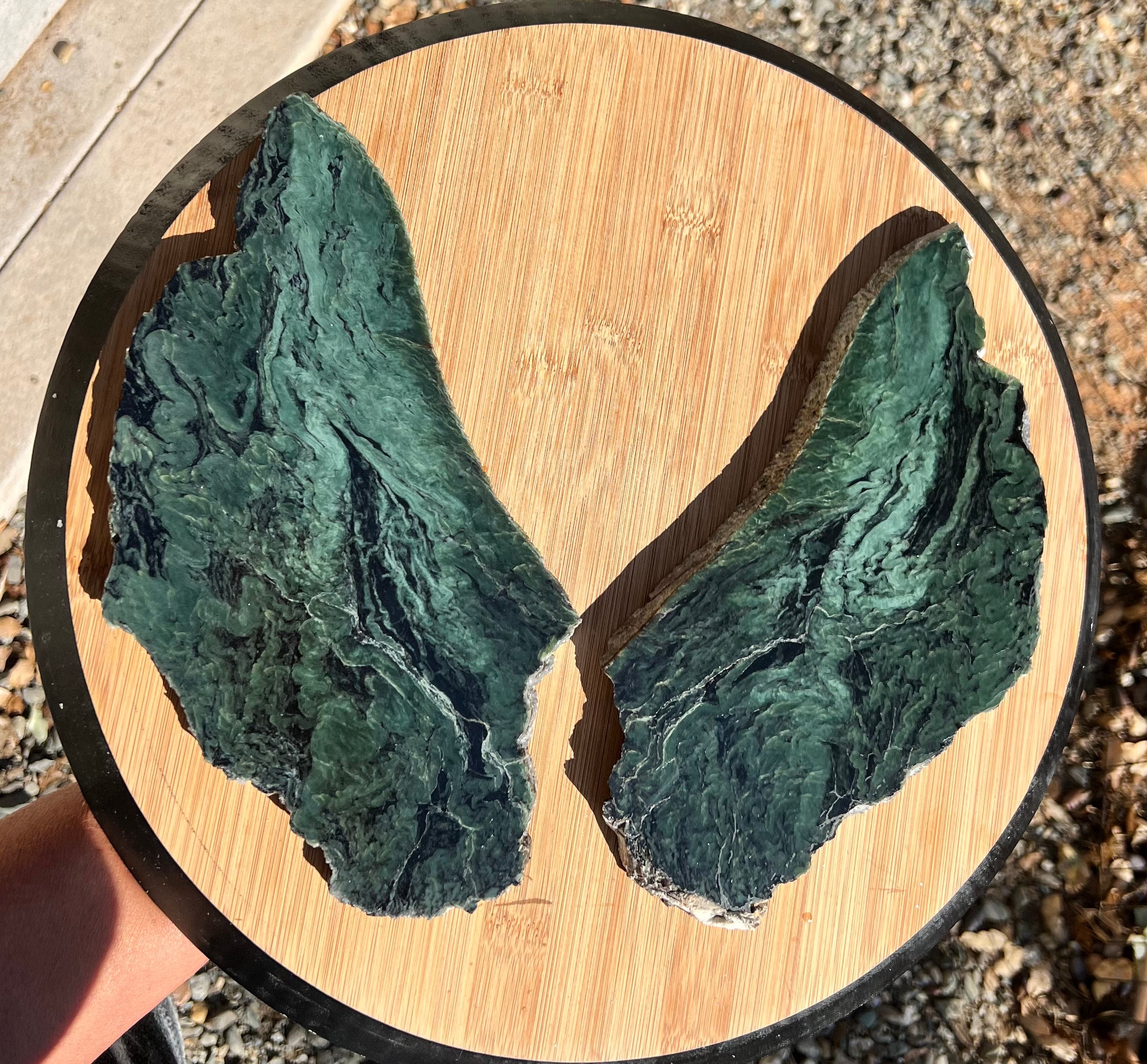 Natural Nephrite Jade Stone Wings, Tremolite Nephrite, Vein Jade ...