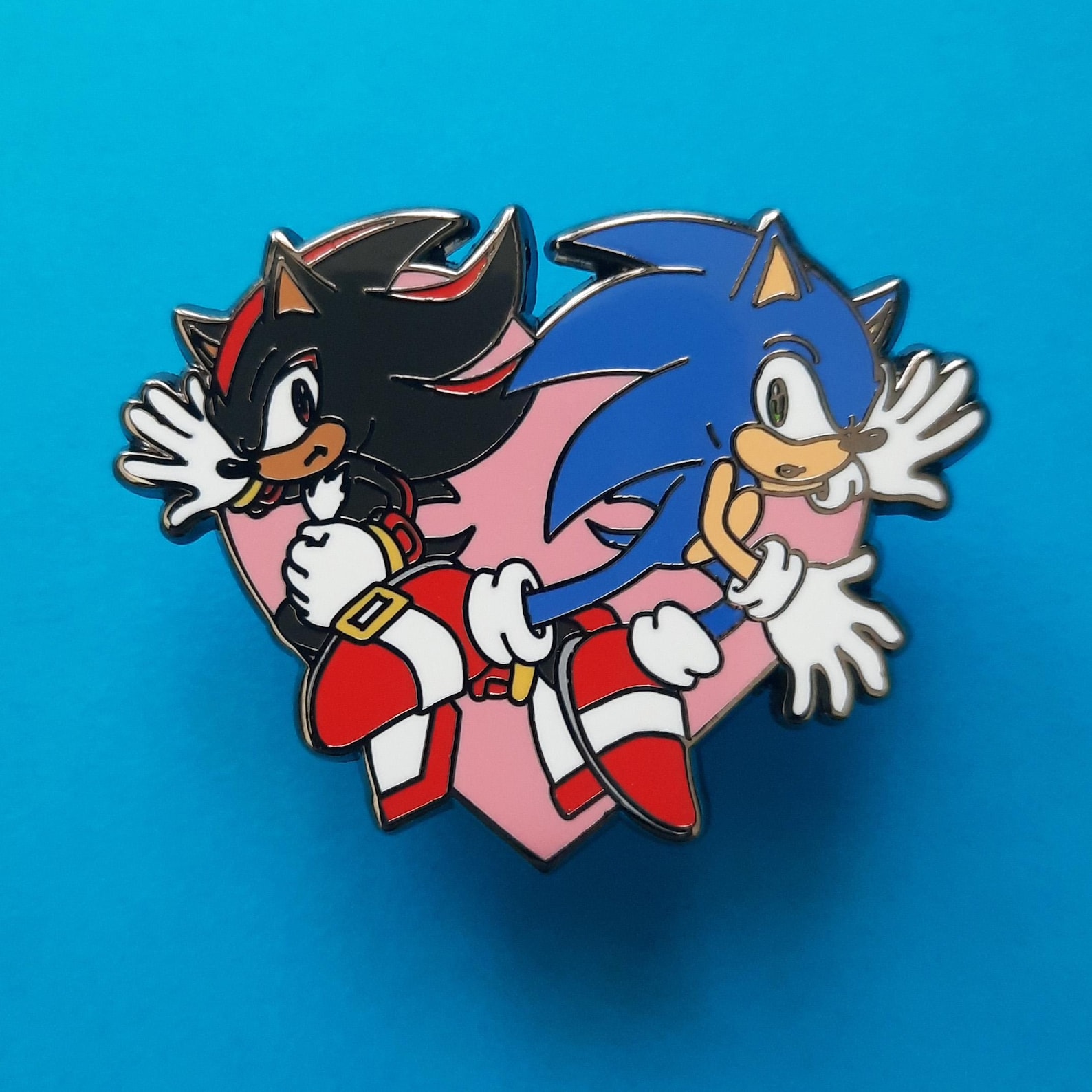 Sonic X Shadow Pin Badge, Sonadow Heart Pin, Sonic Enamel Pin, Sonic ...