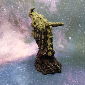 Eternal Wraith Undead Dragon Bust – Hauntingly Beautiful Hand-painted ...