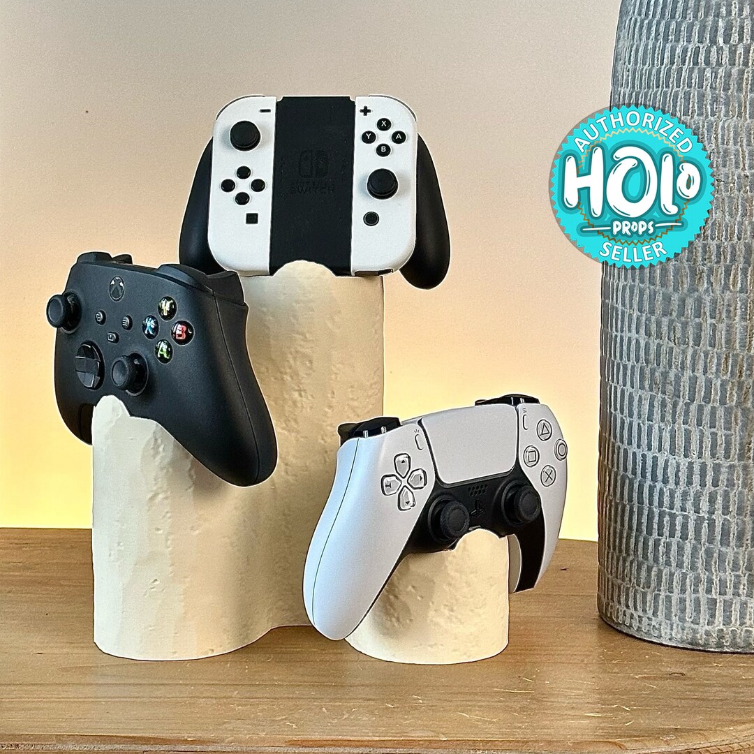 Tri-controller Unity Stand - Modern Elegance for Gamers - Etsy