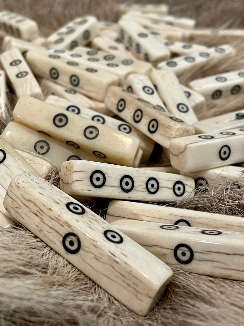 Medieval Bone Dice Set D4 set of 5 Set for Gaming SCA - Etsy