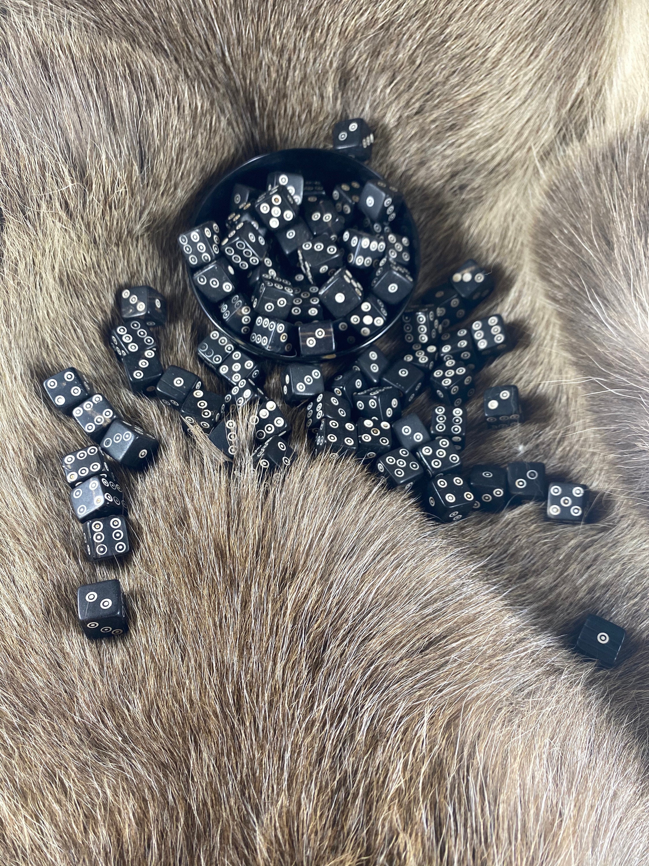 Medieval Horn Dice Set qty 5 Viking Spots Black D6 Set for - Etsy UK