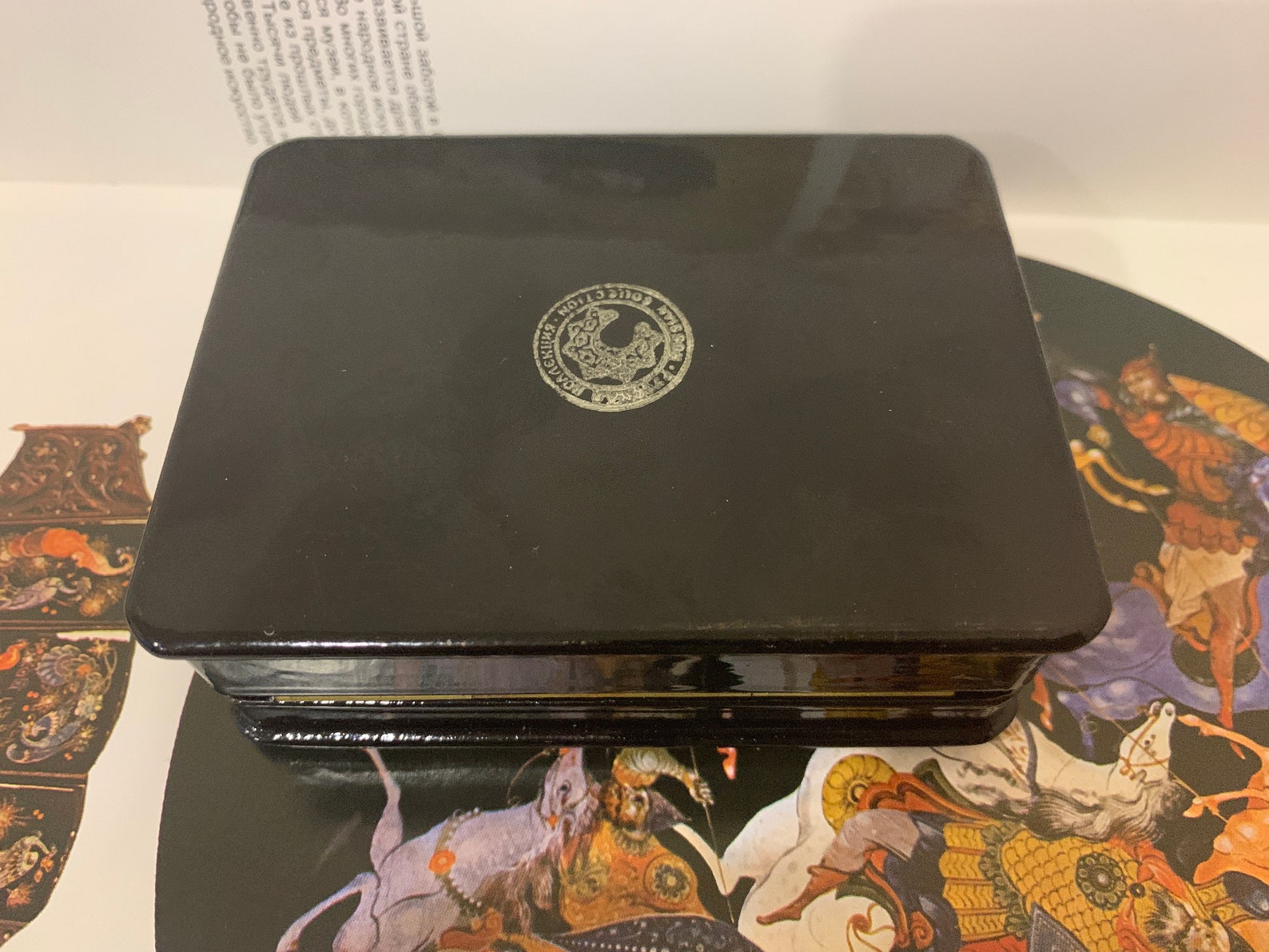 Russian Lacquer Box Mikheev Fedoskino Signed by Artist Decoupage Hand ...