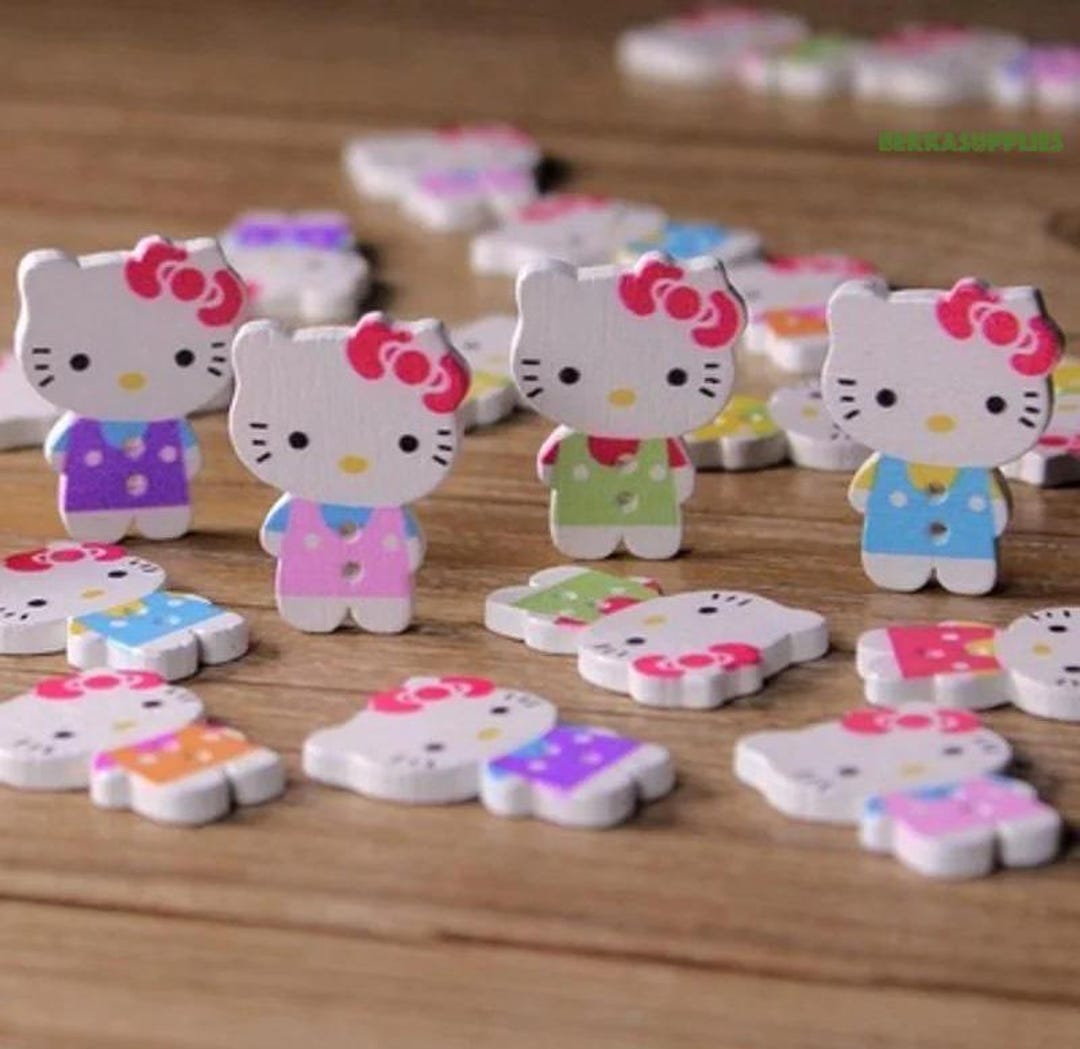 30pcs Hello Kitty Cat Cartoon Style 2-hole Wood Buttons #DIY Needlework ...