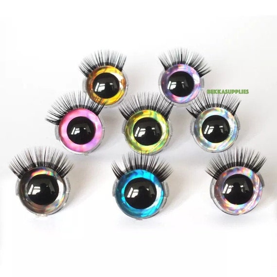 Big Googly Eyes With Eyelashes