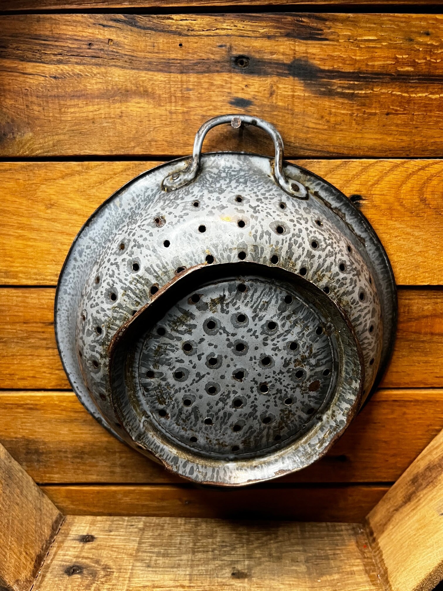 Vintage Gray Speckled Graniteware Colander Strainer - Etsy
