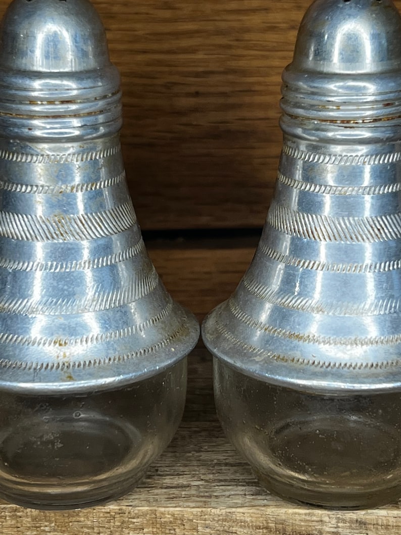MCM Vintage Atomic Sphere Style Aluminum / Glass Salt & Pepper Shakers ...