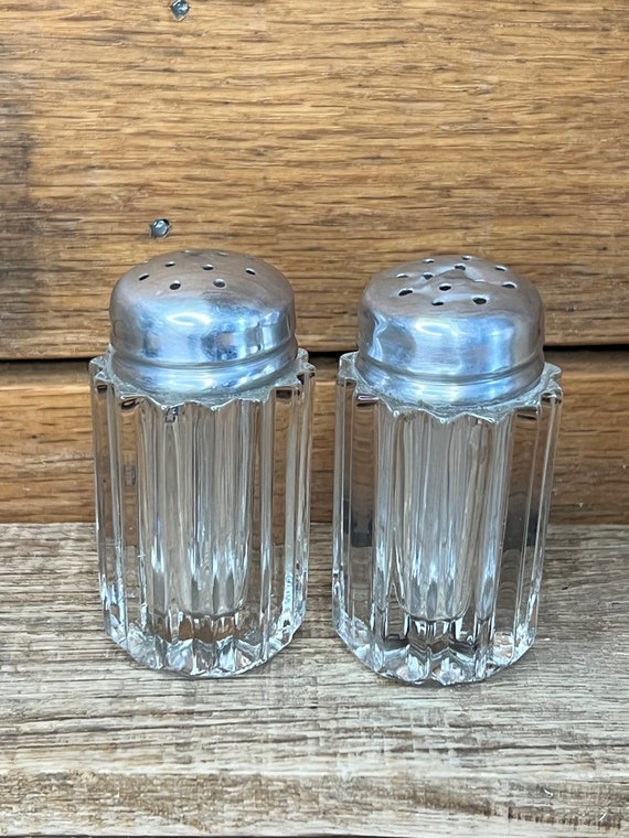 Anchor Hocking Queen Mary vertical Ribbed Clear Salt Pepper Shakers Etsy UK