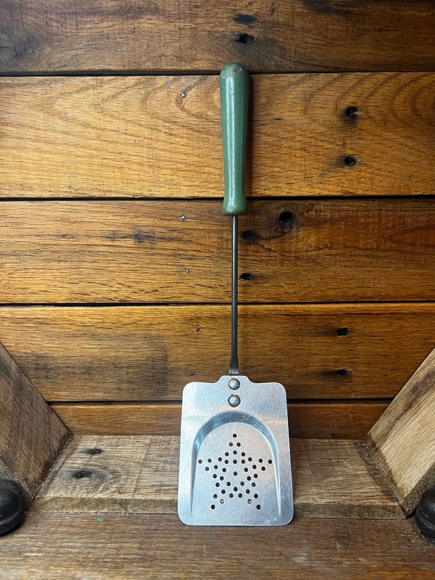 Vintage Super Short Wood Handle Star Pattern Holed Spatula Turner ...