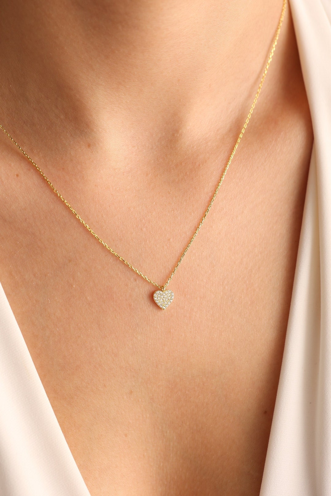 Minimalist Heart Necklace, Dainty Heart Necklace, Love Necklace, Tiny ...