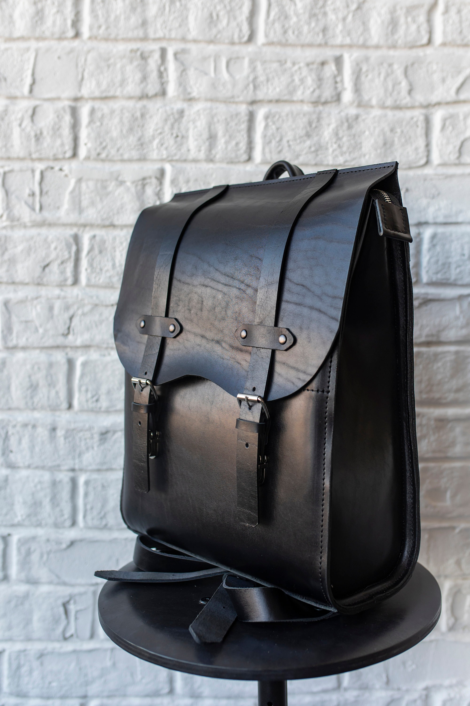 Black Leather Backpack Women, Men Leather Laptop Rucksack Backpack ...