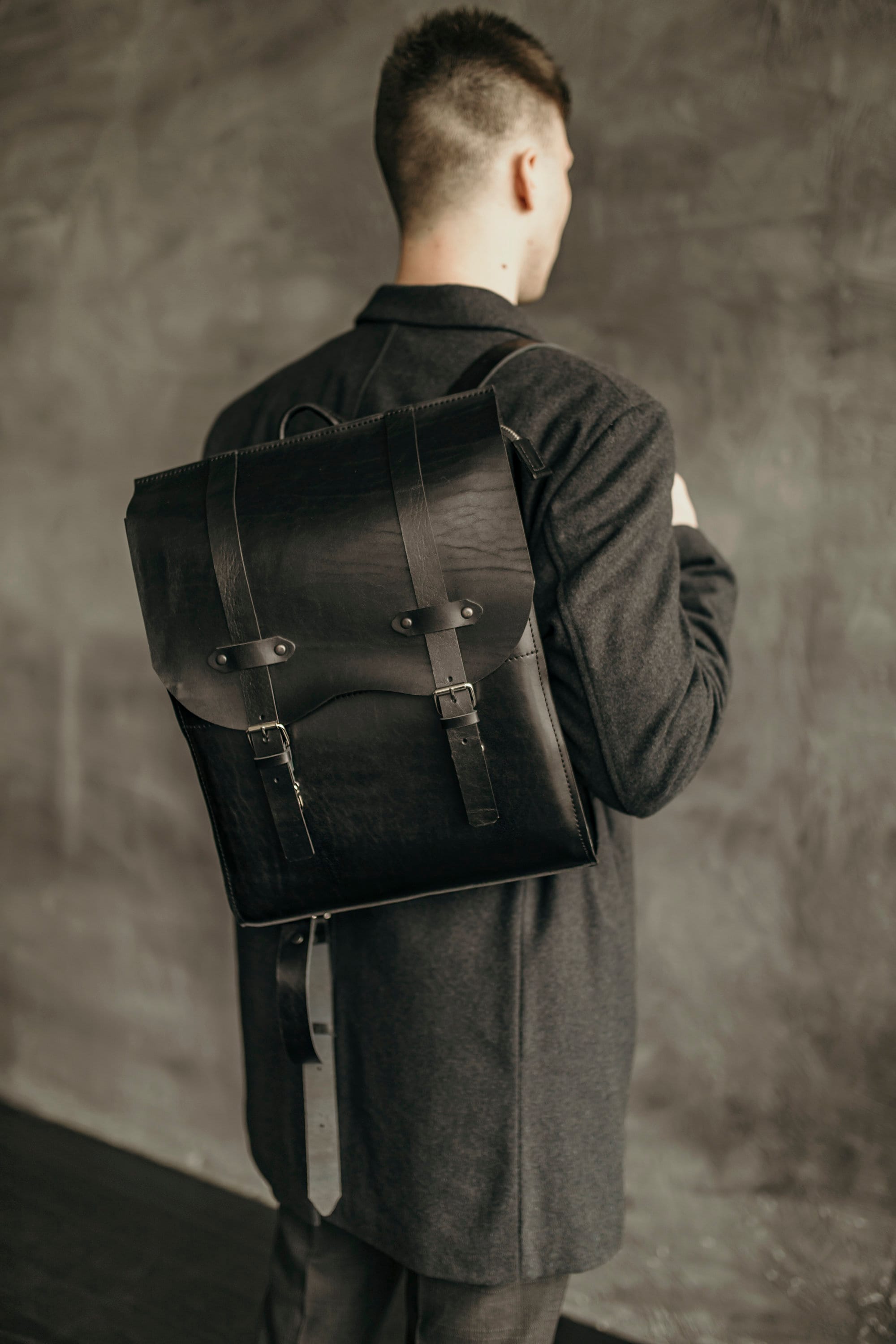 Black Leather Backpack Women, Men Leather Laptop Rucksack Backpack ...