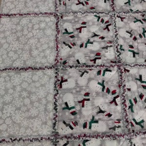 Snowmen and Snowflakes Rag Quilt, Snowman Rag Quilt, Flannel and Cotton ...