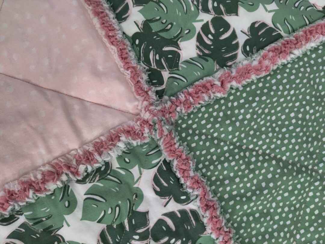 Palm Leaves and Pink Rag Quilt Light Pink and Green Palm Tree - Etsy