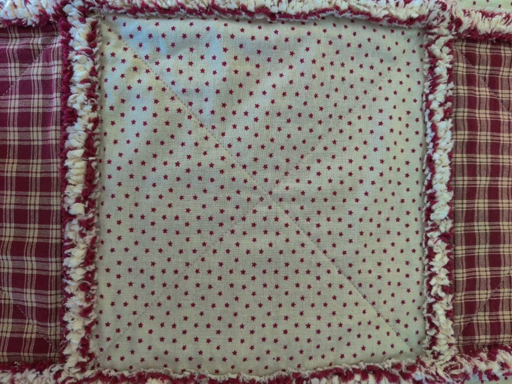 Red country rag quilt/red and cream quilt/country rag | Etsy