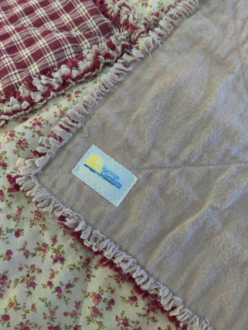 Red Country Charm Quilt/red and Tan Quilt/floral and Plaid Rag - Etsy