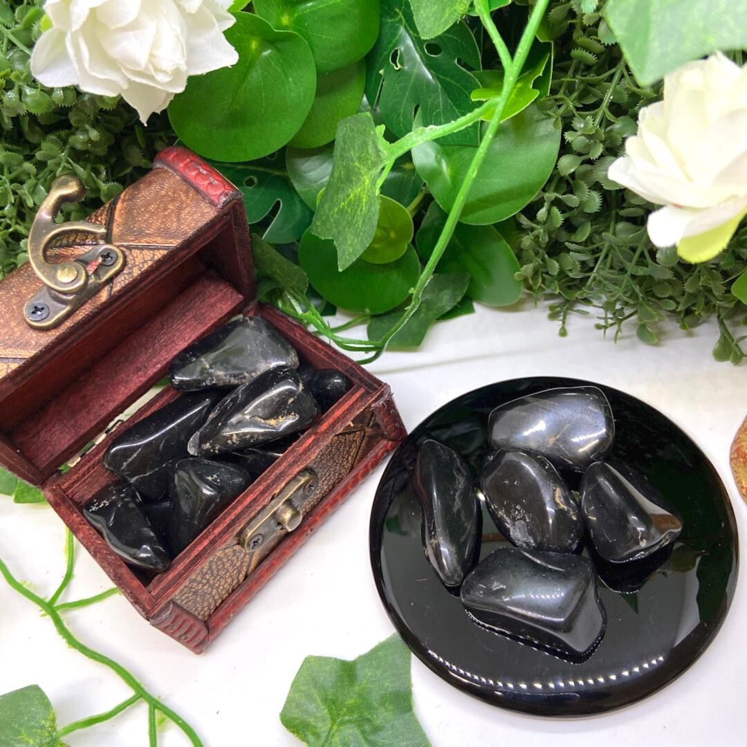 Black Onyx Crystal Tumblestone Strength, Self Control, Stamina, Stress ...