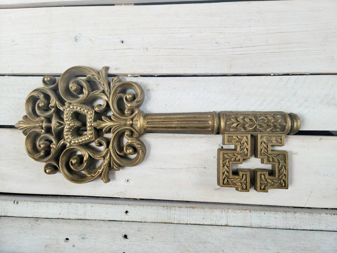 70s Key Wall Art, Golden Brass Color, Vintage Homcowall Decor. Floral ...
