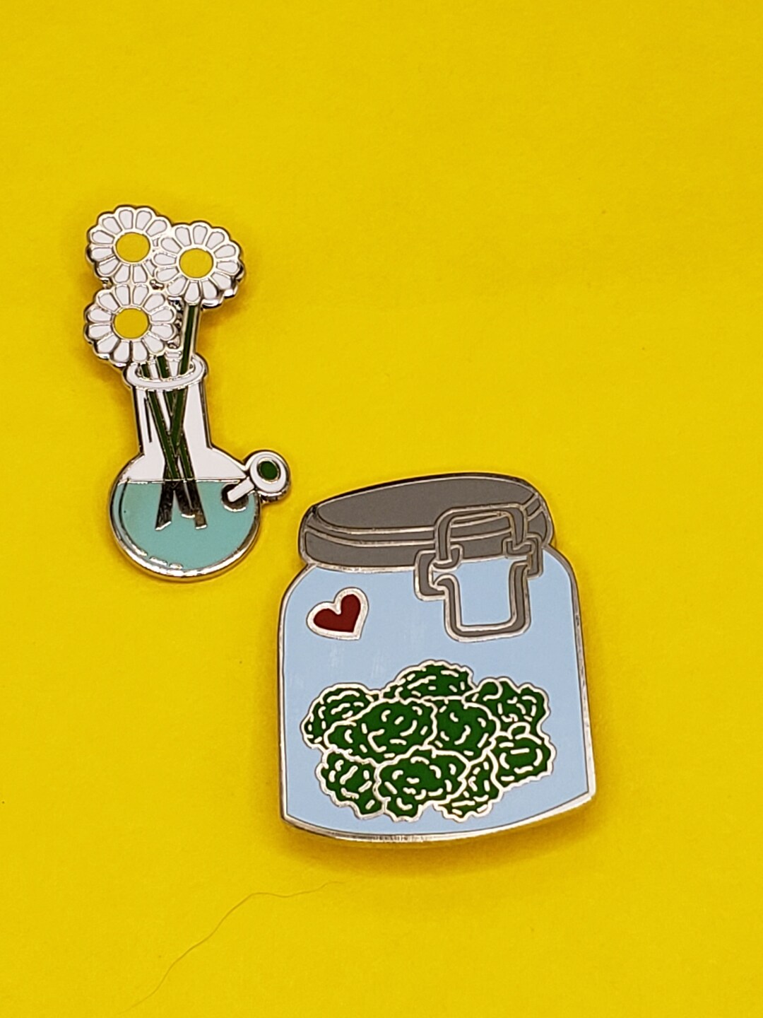 Weed Theme Pins / Bong With Daisys and Nugs in a Jar / Canabis - Etsy