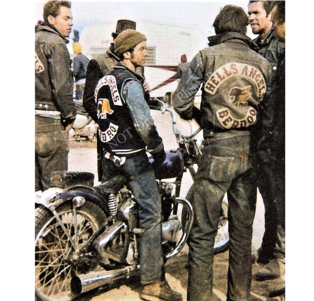 Hells Angels Gang Berdoo Bikers Harley Davidson Motorcycle Biker Gang ...