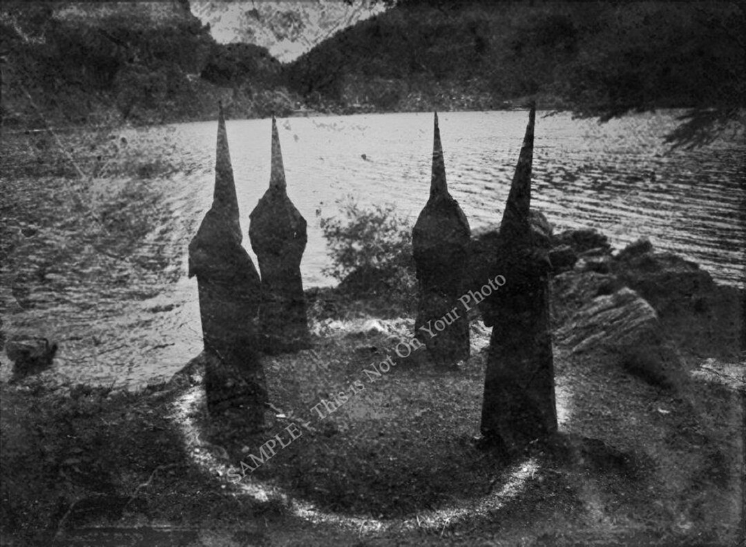 Witches Coven Spooky Witch Black Magic Witchy Vintage Photo Black Witch ...