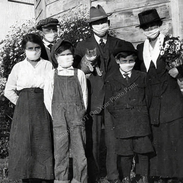 Creepy Family Photo - Etsy