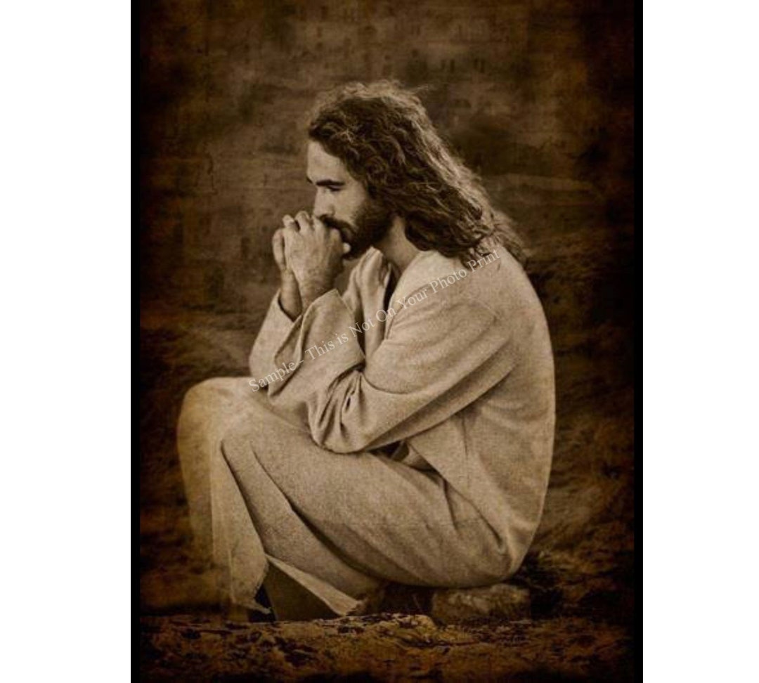 Jesus Christ Praying Picture of Jesus Face Catholic Christian Religion ...