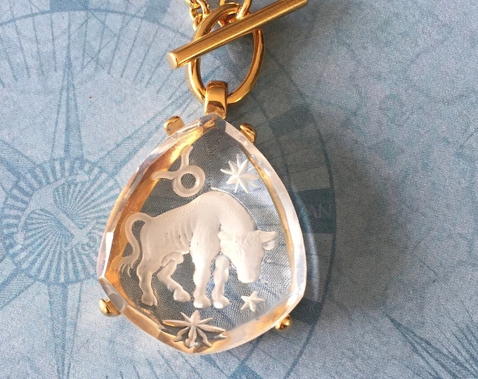 PISCES Rare Vintage German Intaglio Glass Zodiac Carved Glass Pendant ...