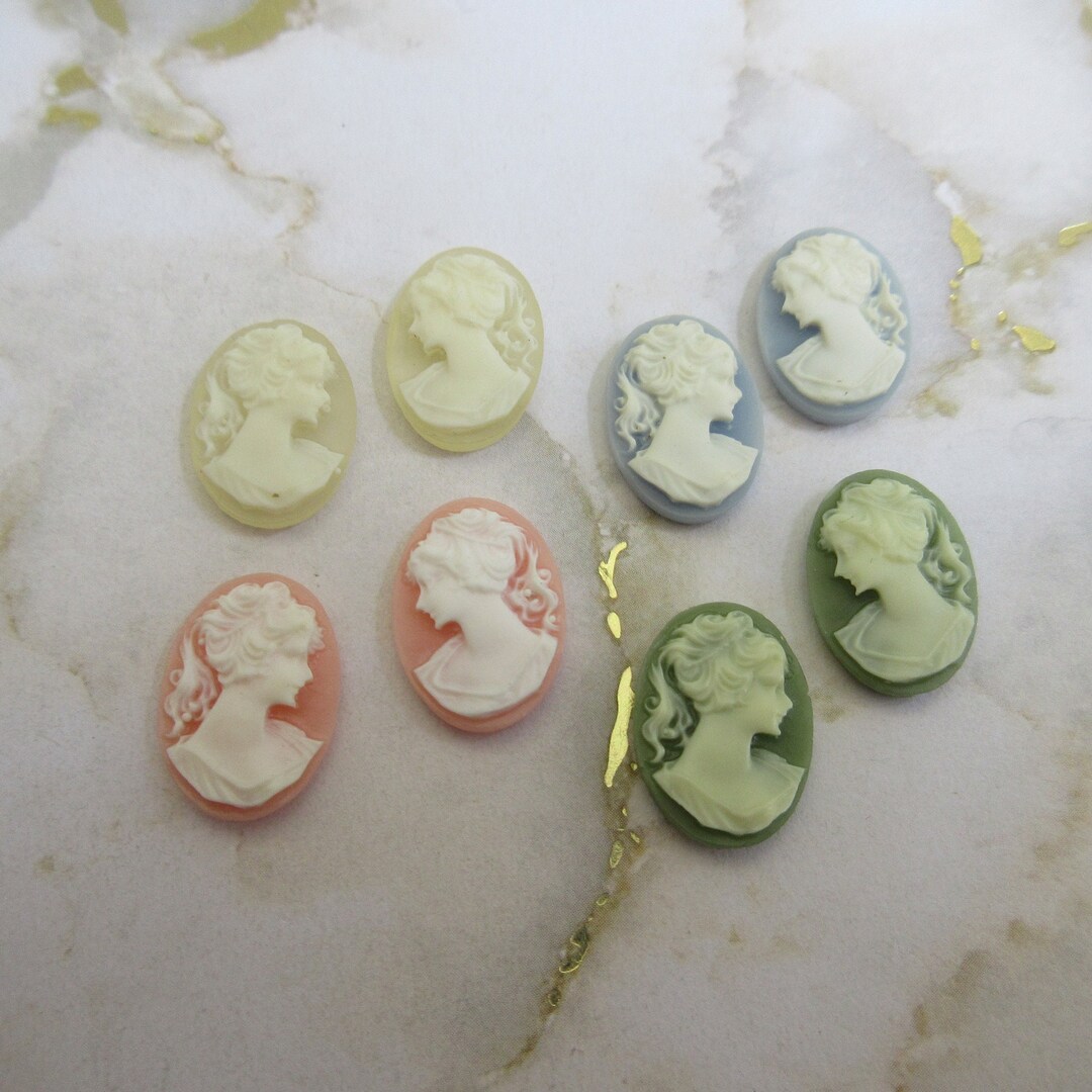 Classic Cameo Set in Resin, Left and Right, 18/13mm, 1 - 2piece Set ...