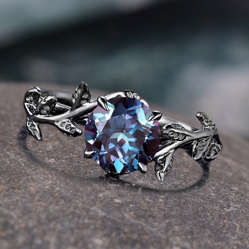 Black Gold Ring - Etsy