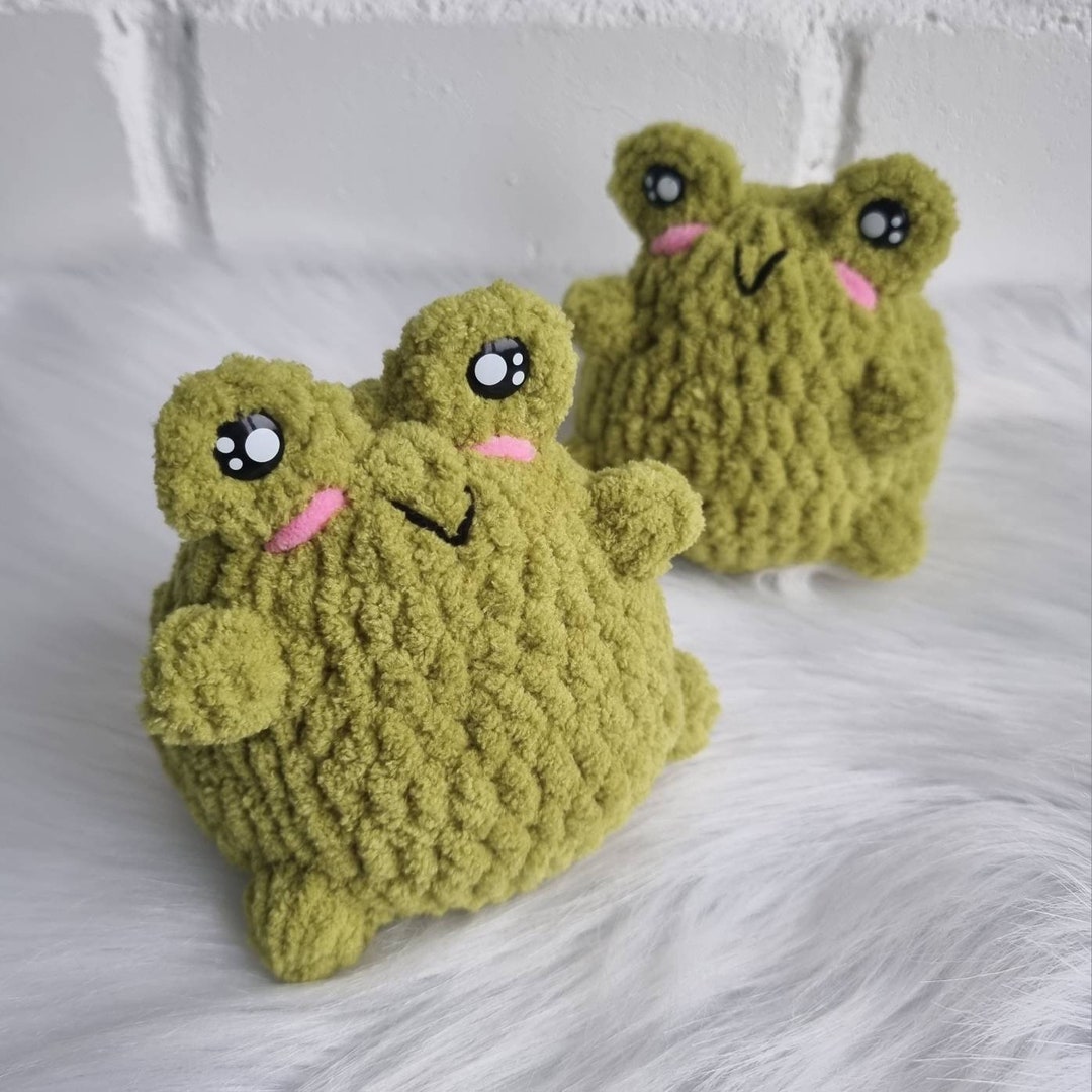 Crochet GREEN Fluffy FROG Plush Toy, Amigurumi Frog, Gift for Friend or ...