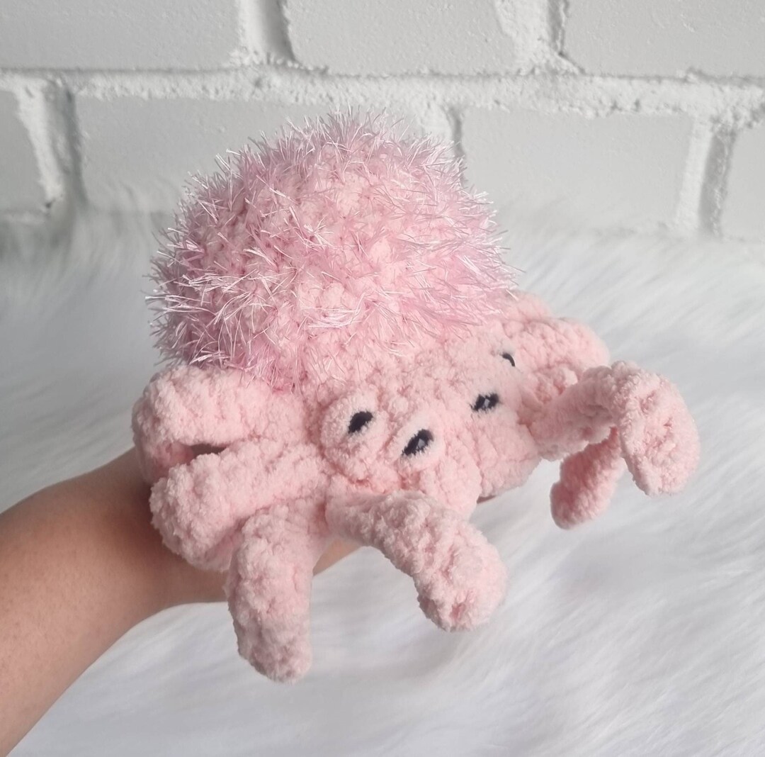 Crochet FLUFFY PINK SPIDER, Cute Spider, Handmade Soft Spider, Cute ...